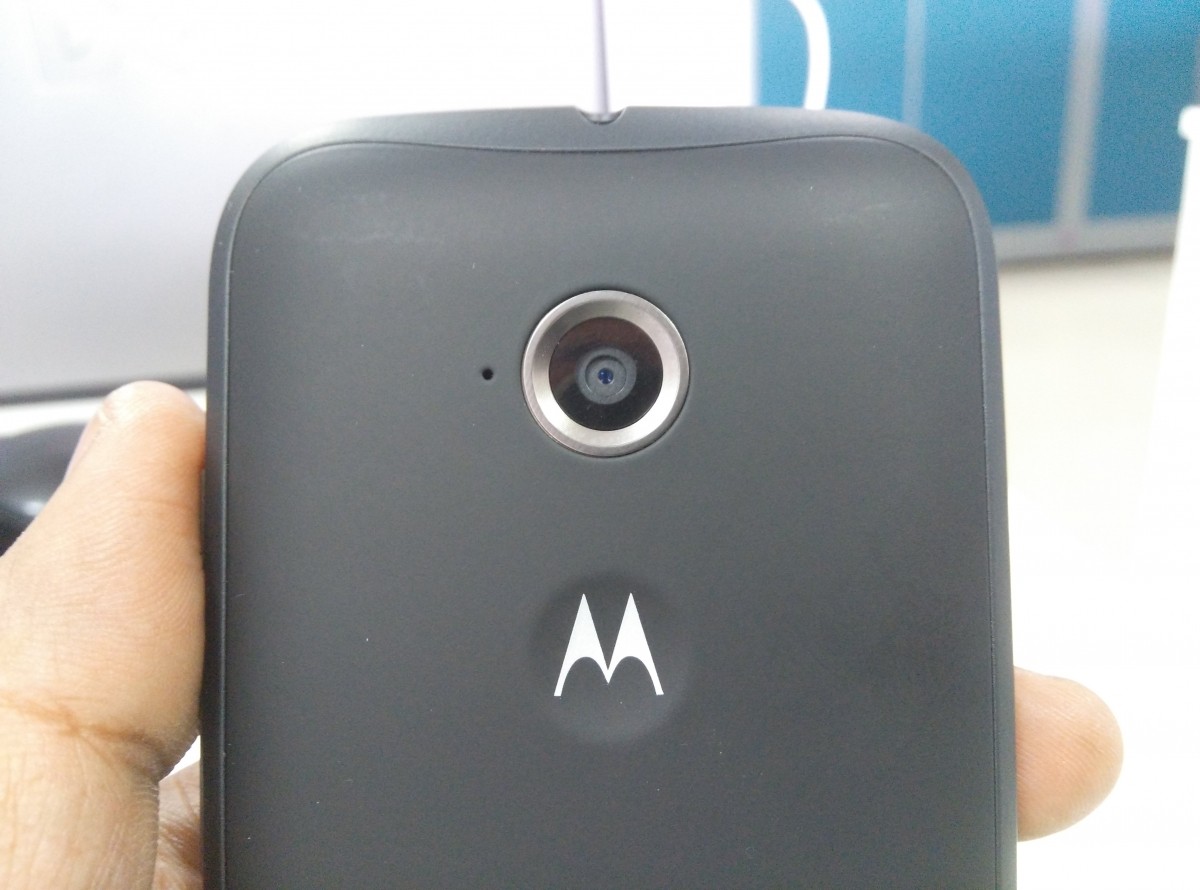 Moto E2 Hands On Review: Motorola Entry Level Smartphone Offering ...