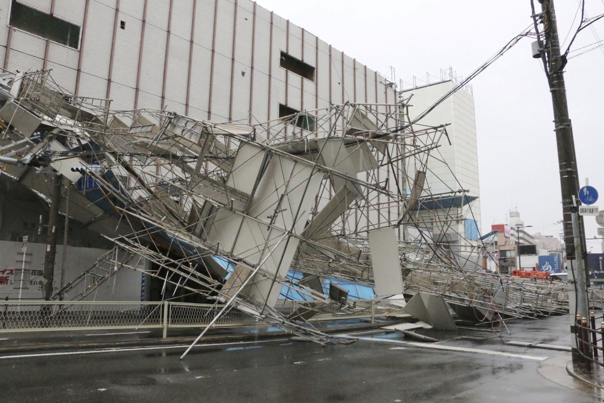 Typhoon Jebi: Japan hit by strongest storm in 25 years [ Photos ...