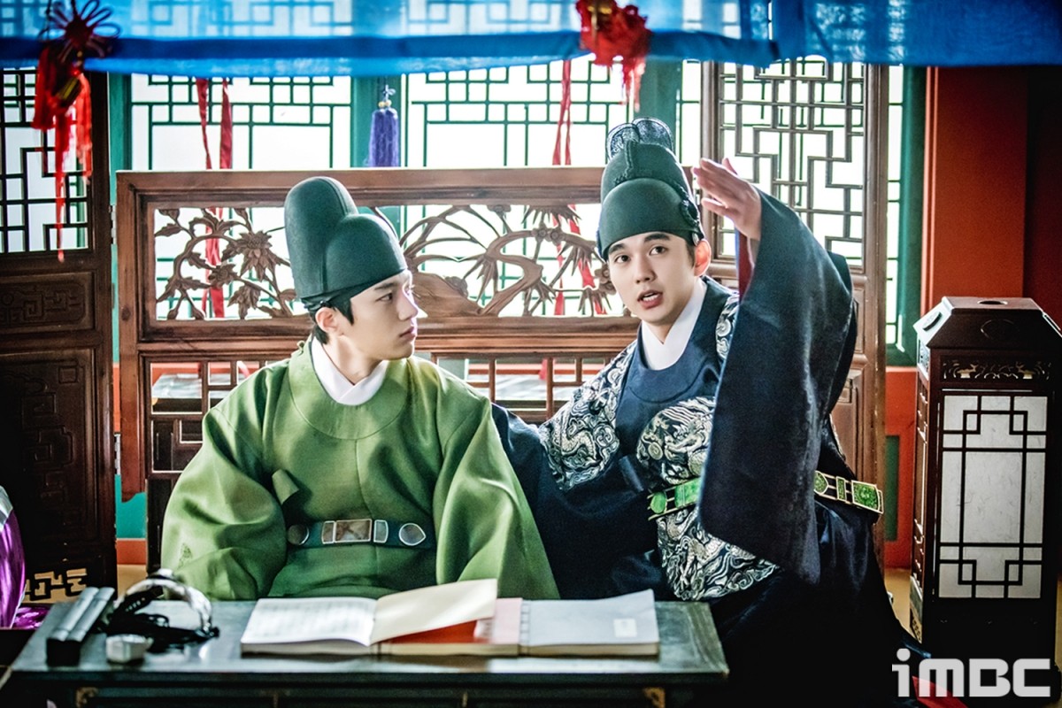 Watch Ruler: Master Of The Mask episodes 9 and 10 live online; Hwa Gun ...