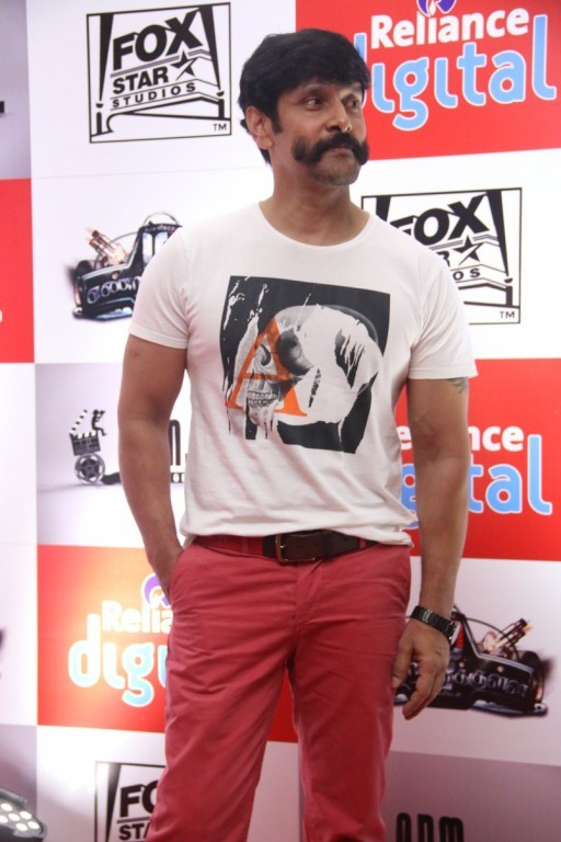 Vikram's New Look for his Next Movie - Photos,Images,Gallery - 27182