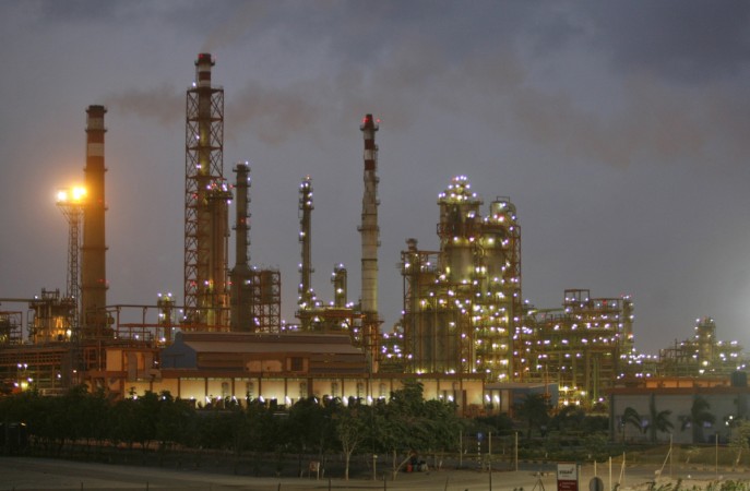 Maharashtra might lose out on the $70 bn Ratnagiri Refinery Project to ...