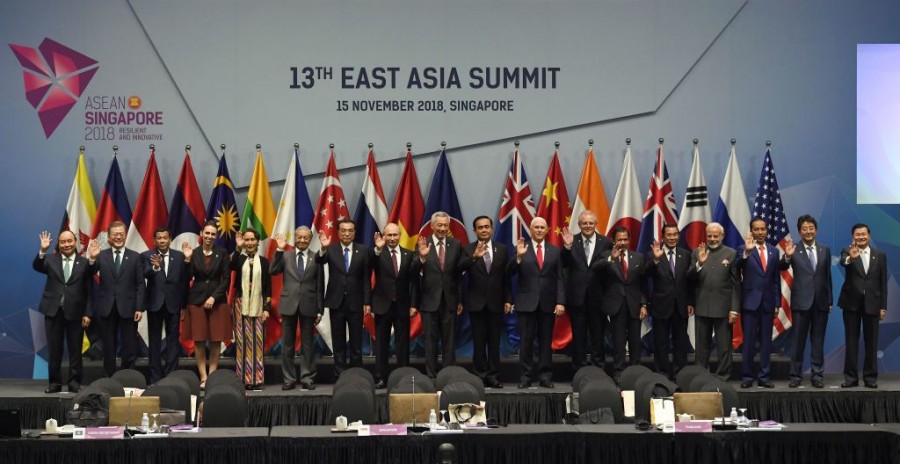 Prime Minister Narendra Modi meets Asian leaders at the 13th East Asia ...