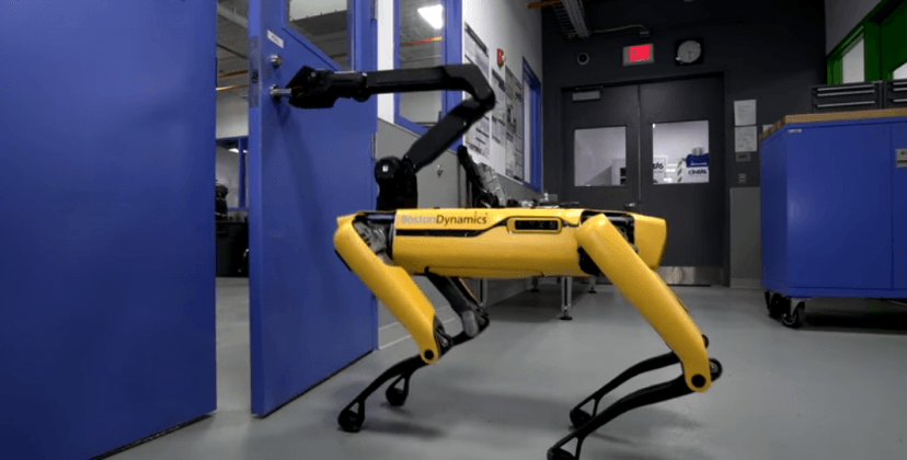 Jeff Bezos takes robot dog for walk, Twitter goes berserk - IBTimes India