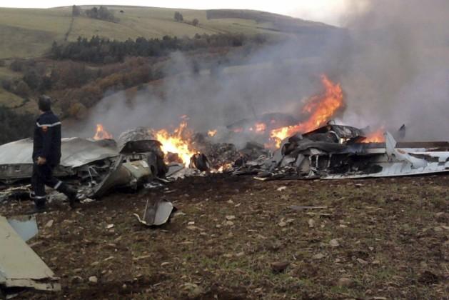 Passenger plane crashes in Cuba, killing more than 100 people - IBTimes ...