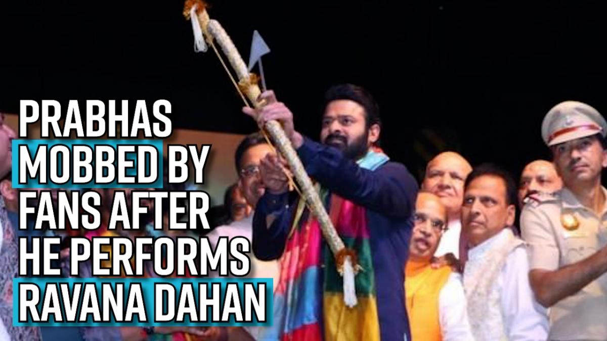 Prabhas burns 100 ft Ravan Effigy in Adipurush style at Ramlila in ...