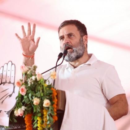 Rahul Gandhi alleges biggest stock market scam, demands JPC probe ...