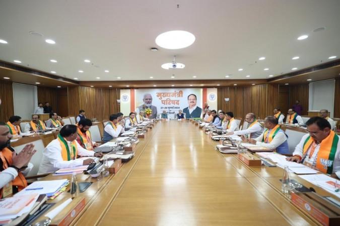 Pm Modi Chairs Key Bjp Meet Of Cms Dy Cms Ibtimes India