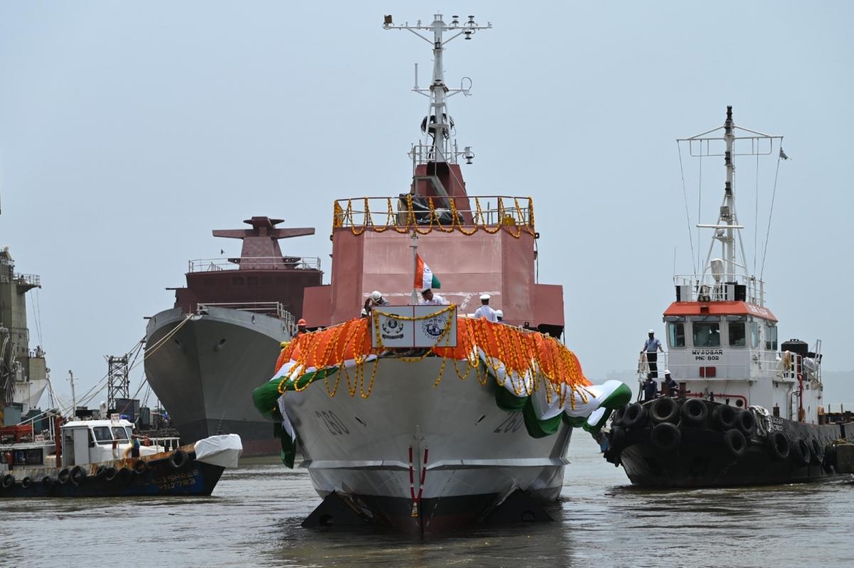 Coast Guard Gets New Rs 473 Crore 52 Metre Long Fast Patrol Vessel Ibtimes India