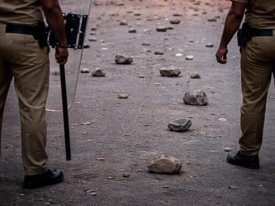 Bengaluru: Tension in city's JJ Nagar amid stone-pelting during Om ...