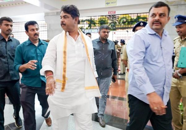 State witnessing noise, chaos of goonda raj, says K'taka BJP amid ...
