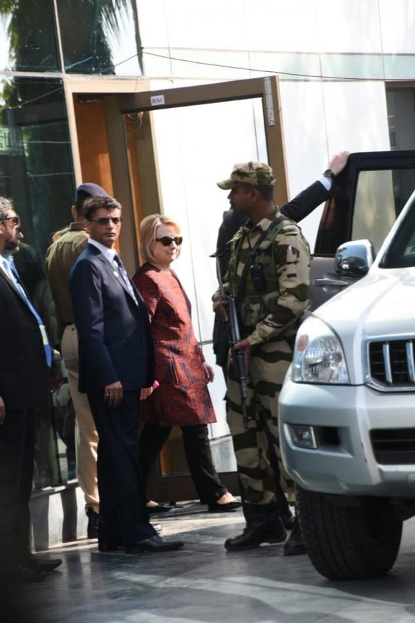 Hillary Clinton, Aamir Khan and Sachin Tendulkar arrive to attend Isha ...