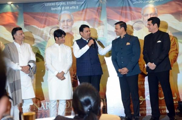 PM Narendra Modi movie: Vivek Oberoi looks unrecognizable for the PM's ...