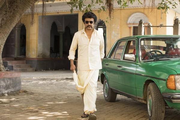 'Petta' stills: Rajinikanth looks dashing in the newly released images ...