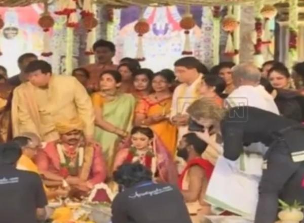 Manchu Manoj and Pranitha Reddy Wedding Pics - Photos,Images,Gallery ...