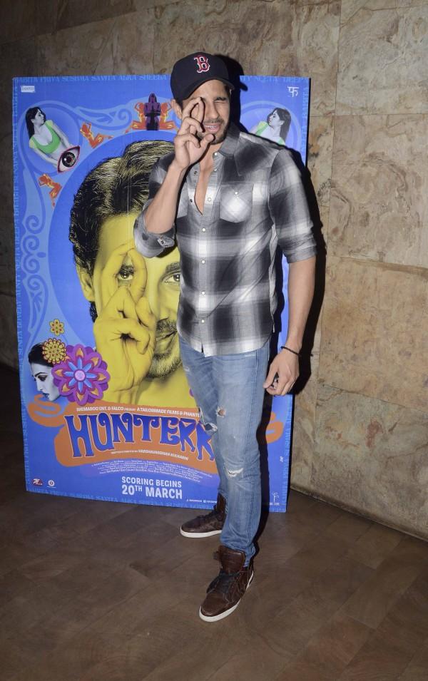 Sidharth Malhotra, Anurag Kashyap, Others Attend Special Screening of ...
