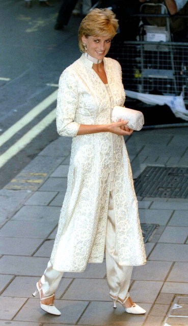 Princess Diana as Fashion and Style Icon - Photos,Images,Gallery - 20010