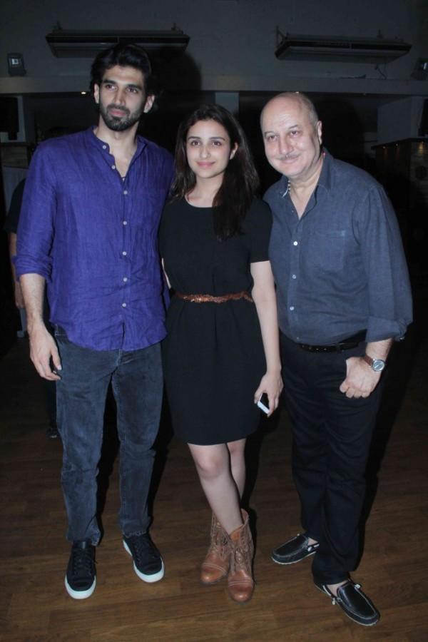 Salman Khan, Parineeti, Aditya, Vidya, Anil watch Anupam Kher's play ...