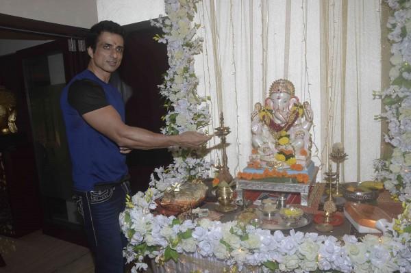 Sonu Sood, Vivek Oberoi, Neil Nitin Mukesh, Others Celebrate Ganesh ...