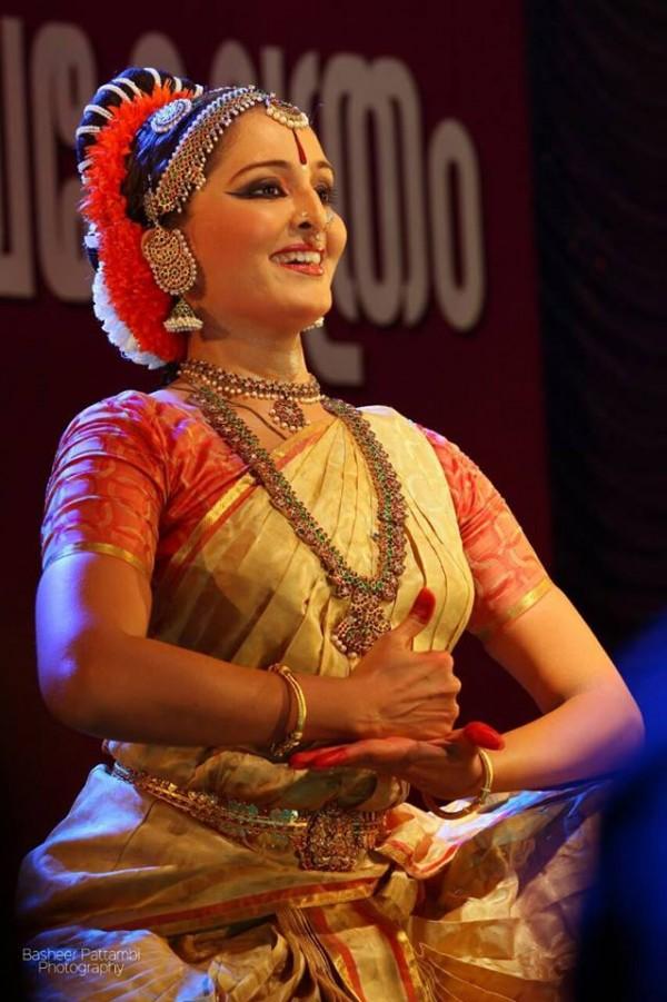 Manju Warrier: Rare and Unseen Photos - Photos,Images,Gallery - 3442