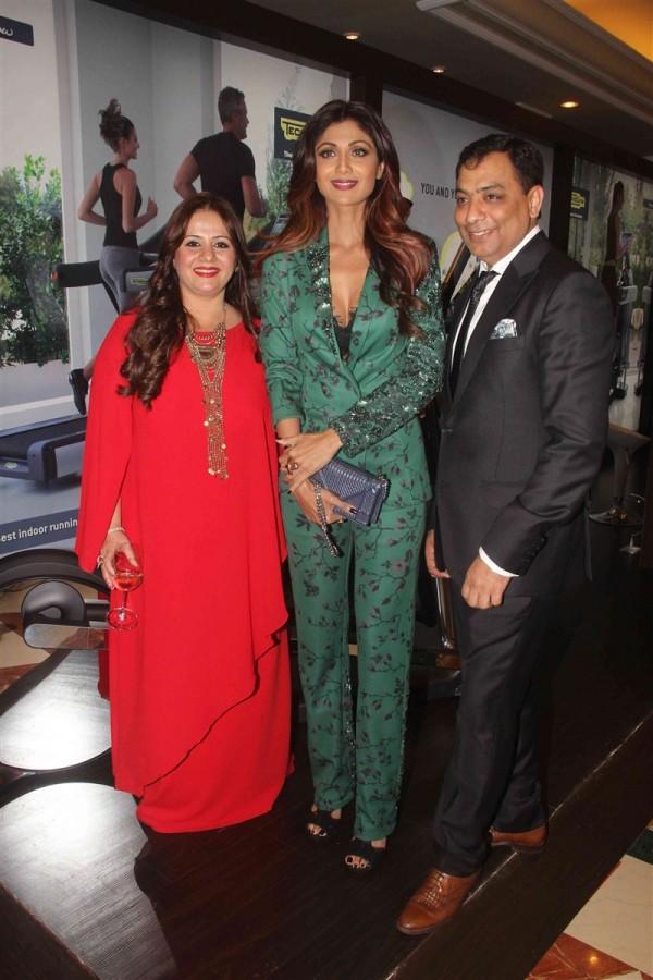 Shilpa Shetty, Bipasha Basu, Sushmita Sen, Madhavan at Geospa Asiaspa ...
