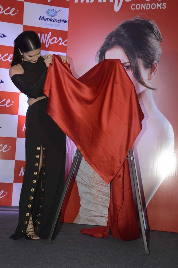Sunny Leone launches Manforce special calendar - Photos,Images,Gallery ...