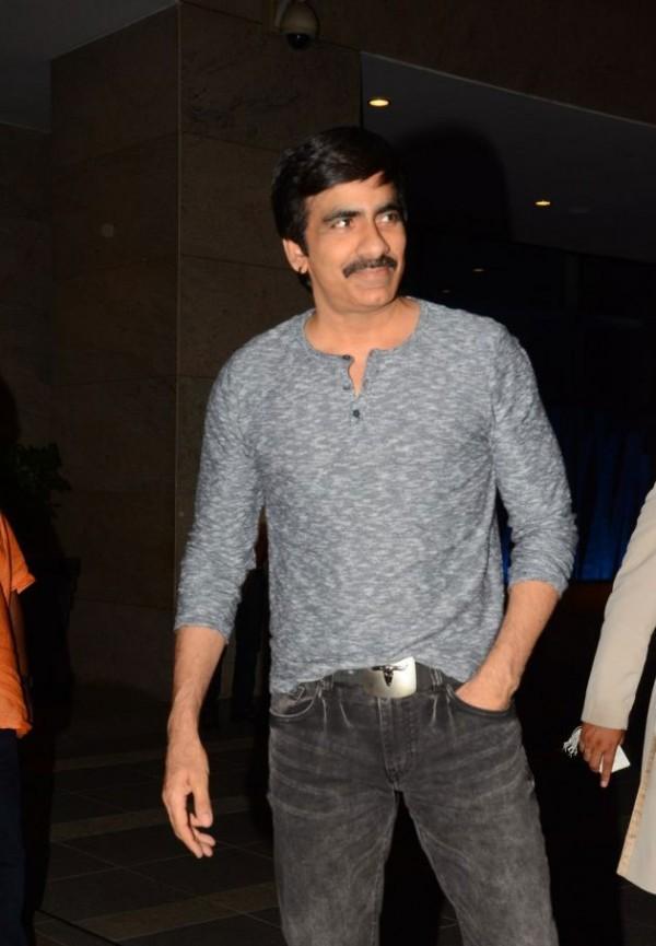 Mahesh Babu, Ravi Teja, Akhil Akkineni at Chiranjeevi Birthday Bash ...
