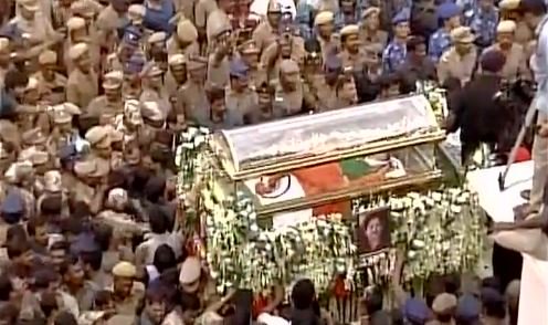 Jayalalithaa funeral procession: Amma's mortal remains taken from ...