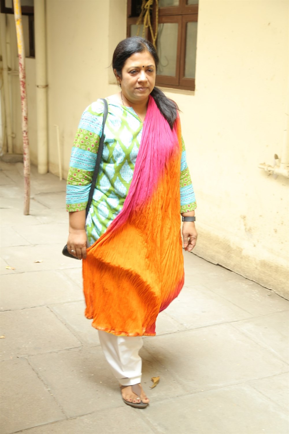 Kamal Haasan, Suhasini Maniratnam, Bharathiraja pay last respect to ...