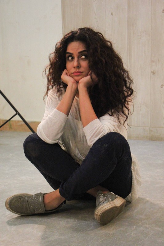 Sara Arfeen Khan Photo Shoot for upcoming show on Starplus - Photos ...