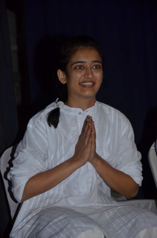 Akshara Hassan at Chandra Haasan Memorial Meet - Photos,Images,Gallery ...