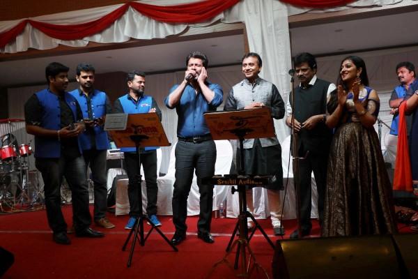 Chiyaan Vikram sings at daughter Akshita wedding reception - Photos ...