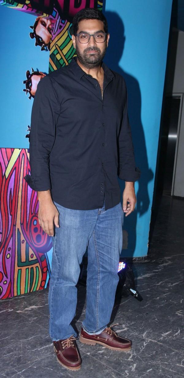 Saif Ali Khan, Isha Talwar, Akshay Oberoi at Kaalakaandi Trailer Launch ...