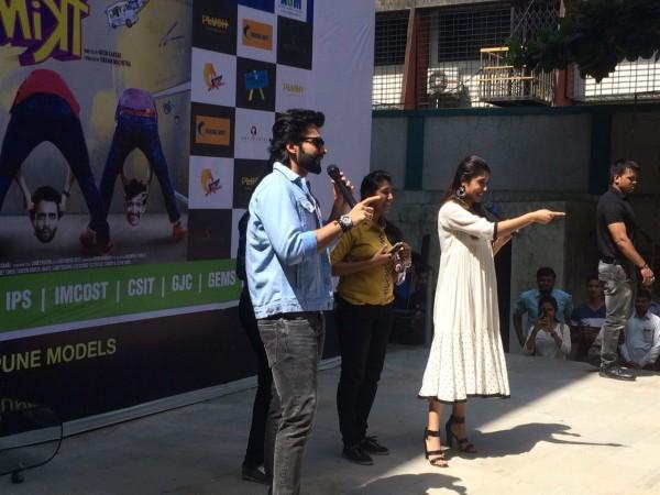 Mitron stars Jackky Bhagnani and Kritika Kamra groove with ASM college ...